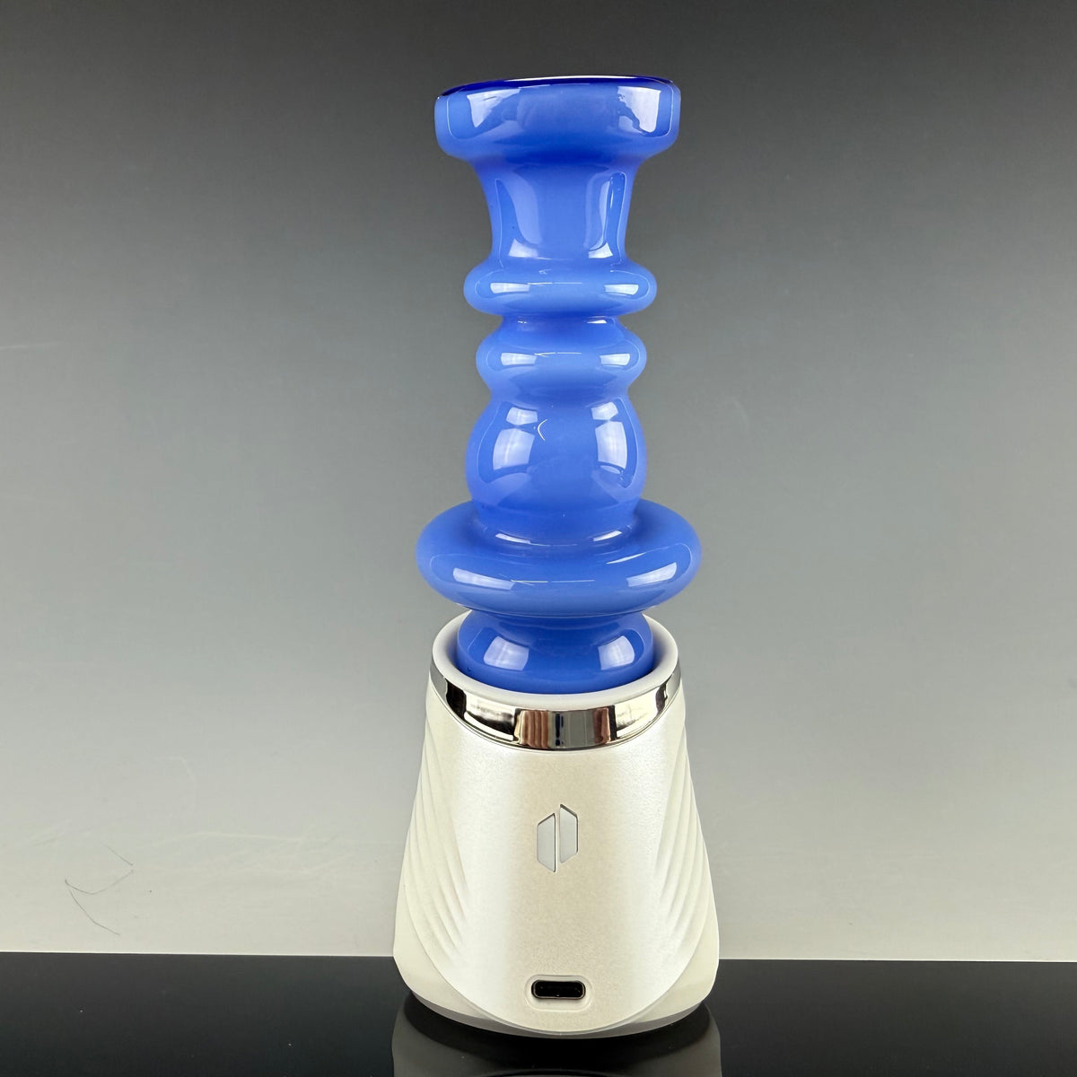 "Milky Blue" Puffco Dry Top by Carsten Carlile – Art Dogs Glass Shop