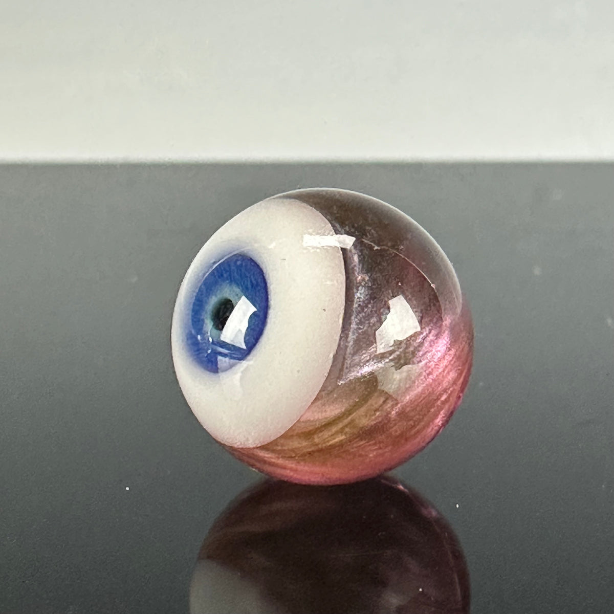 Eyeball Valve Marble by Salt Glass – Art Dogs Glass Shop