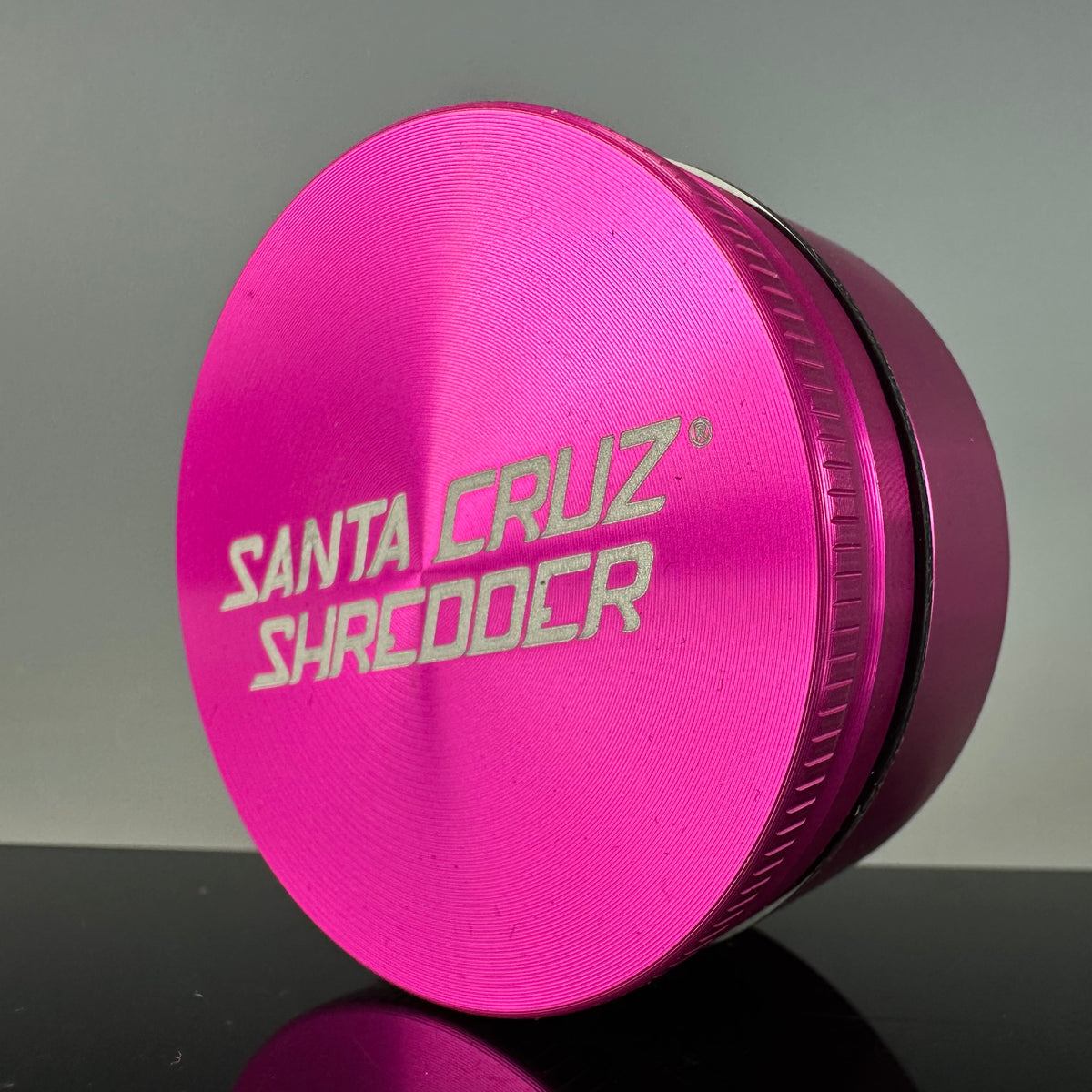 Medium 2-Piece Shredder by Santa Cruz Shredder – Art Dogs Glass Shop