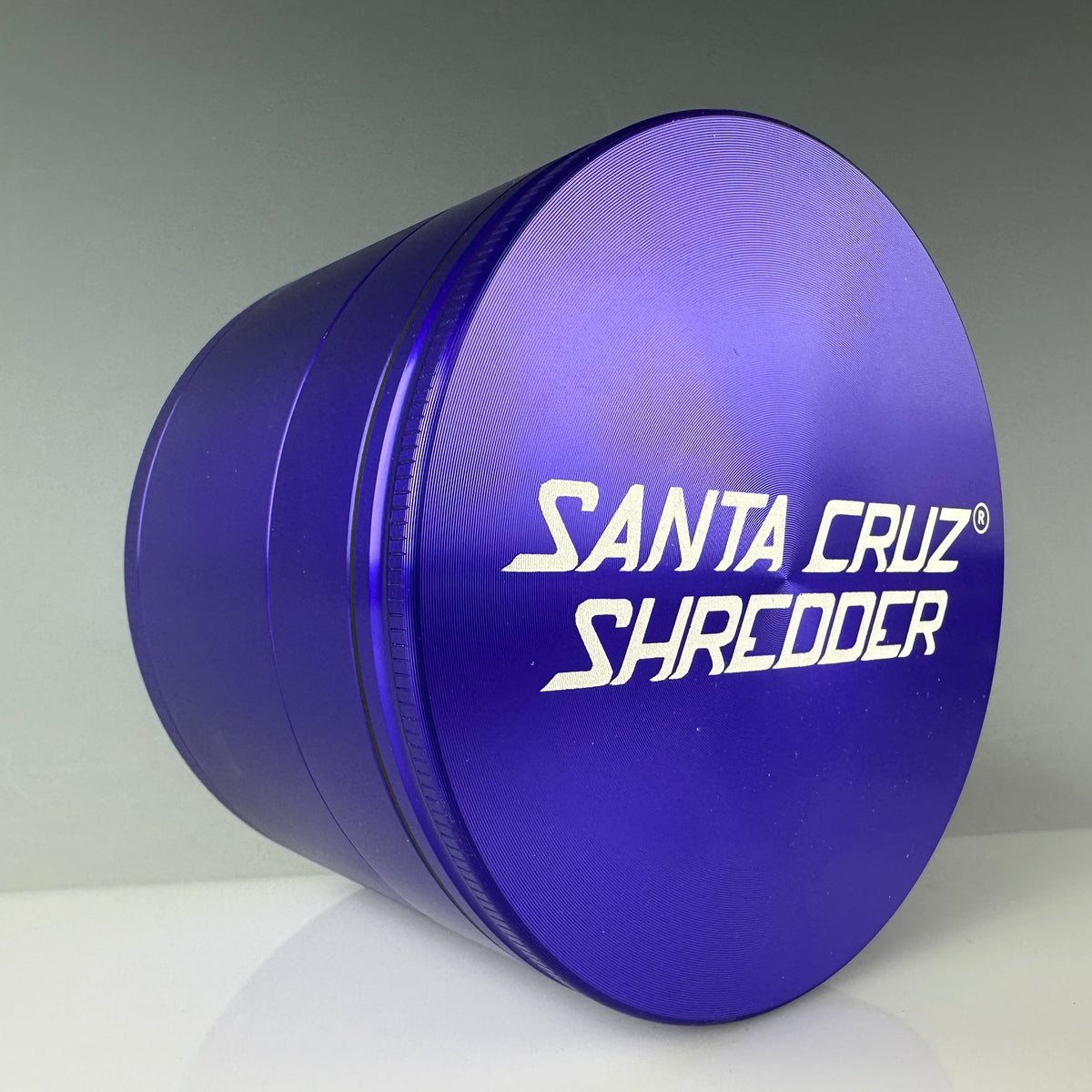 Jumbo 4-Piece Shredder by Santa Cruz Shredder – Art Dogs Glass Shop