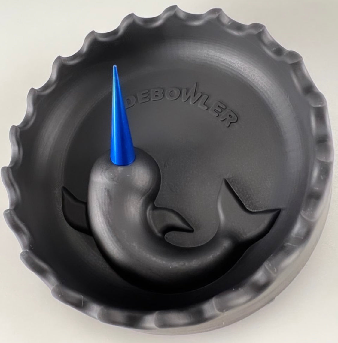 Debowler Narwal Silicone Ashtray by Debowler – Art Dogs Glass Shop