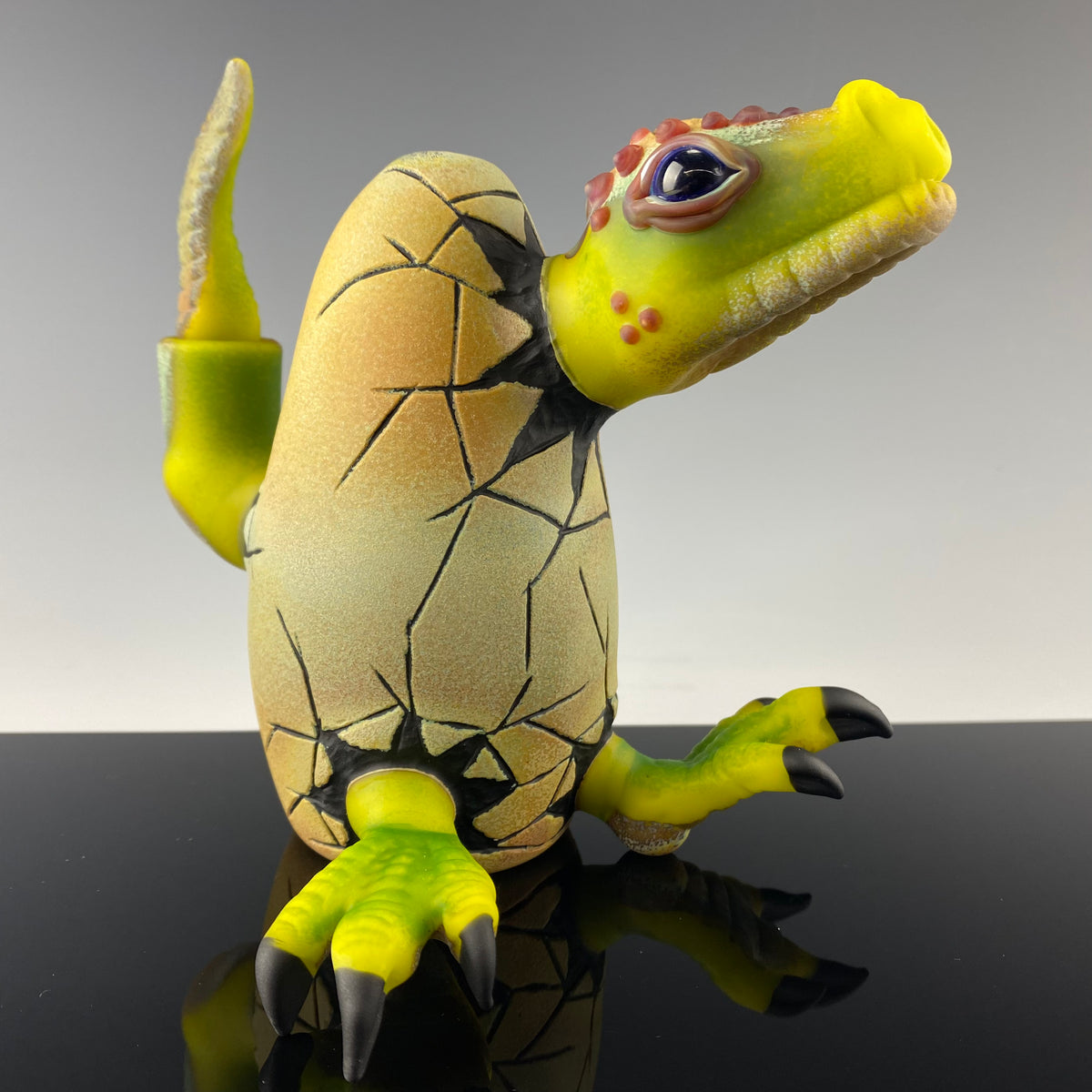 "Pachy" Hatchling" Dino Rig by Kid Dino – Art Dogs Glass Shop